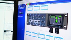 Industry 4.0-capable automation components for film production